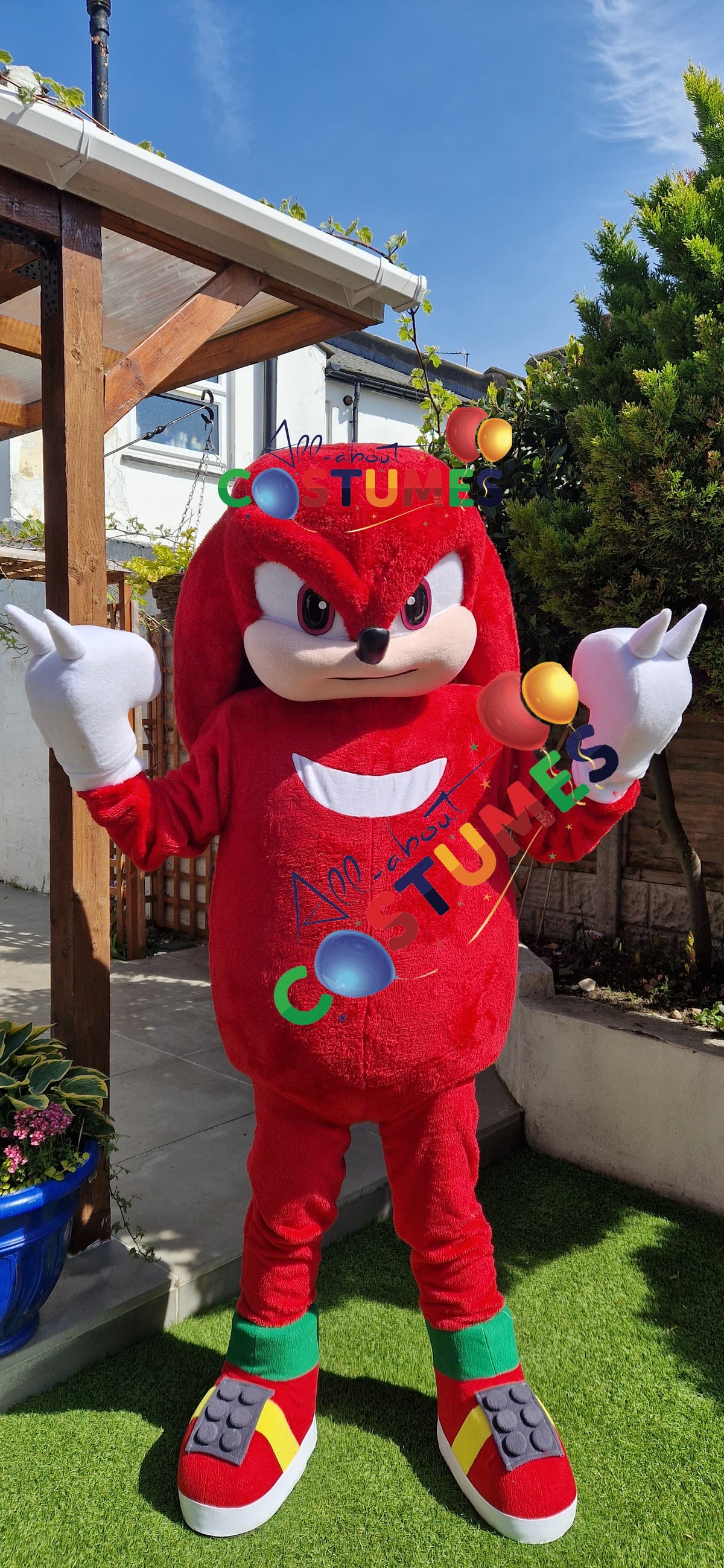 Knuckles the Echidna costumes (All About Costumes)