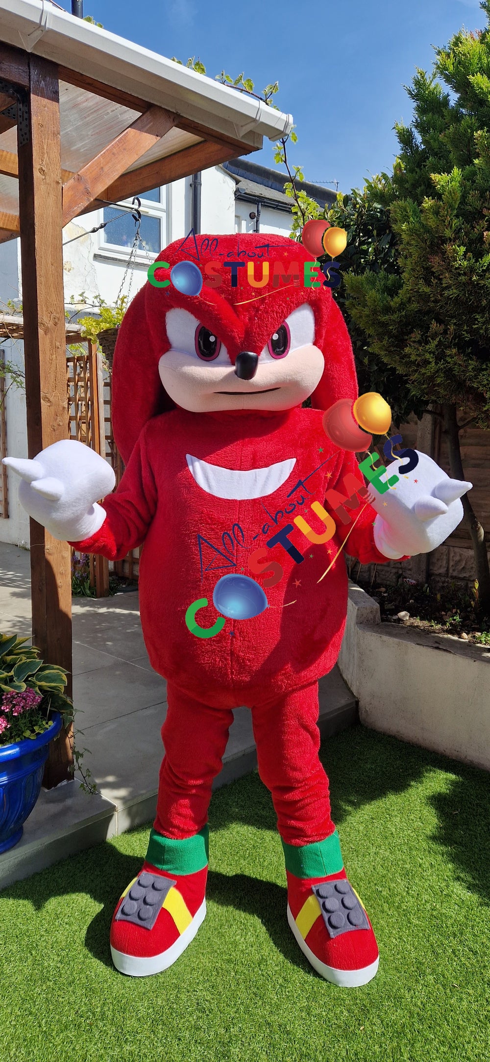 Knuckles the Echidna costumes (All About Costumes)